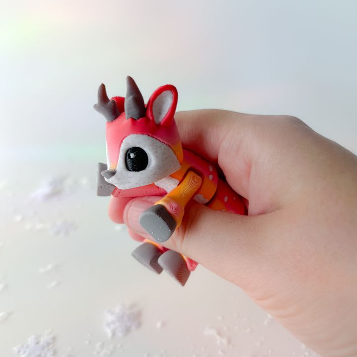 3D Printable Deer Flexi and Sleigh by Layersingreen
